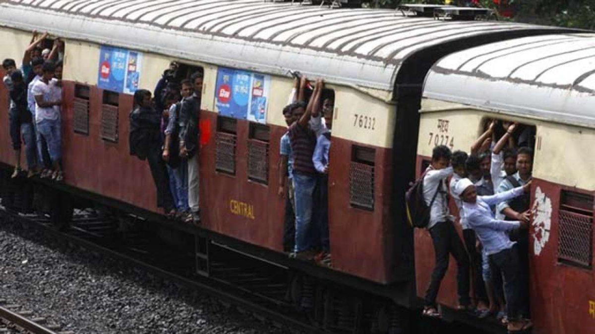 Railway Employees commuting in trains without valid travelling ...